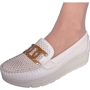 Дамски бежови мокасини Ezel Shoes за широки крака - GLAMI.bg