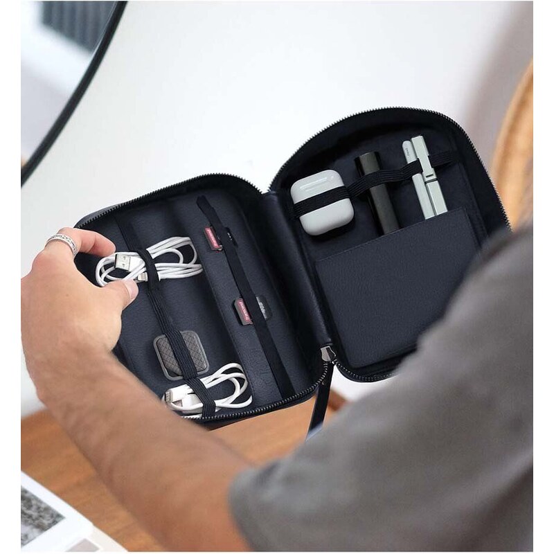 Калъф за зарядно и слушалки Stackers - GLAMI.bg